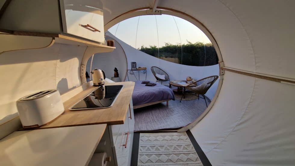 Découvrez notre nouvelle option pour plus de confort : le Sas aménagé ...